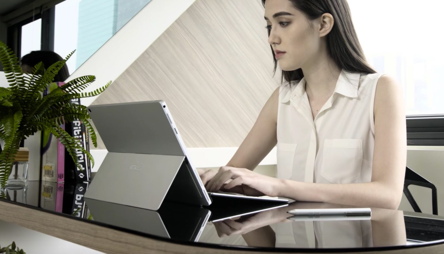 Asus presenteert de Transformer 3 Pro T304 Windowstablet | FWD