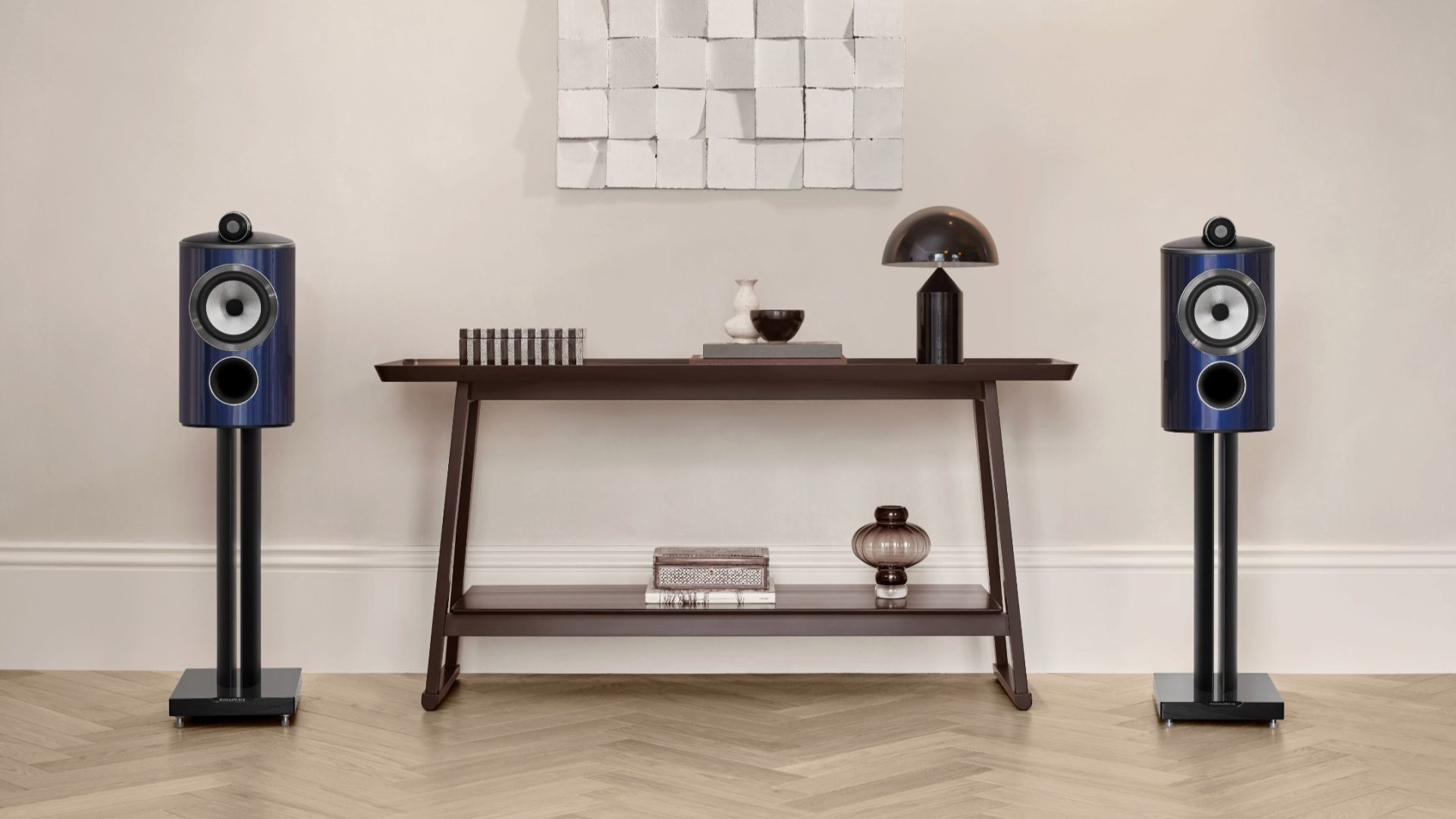 Review: Bowers & Wilkins 805 D4 Signature | FWD