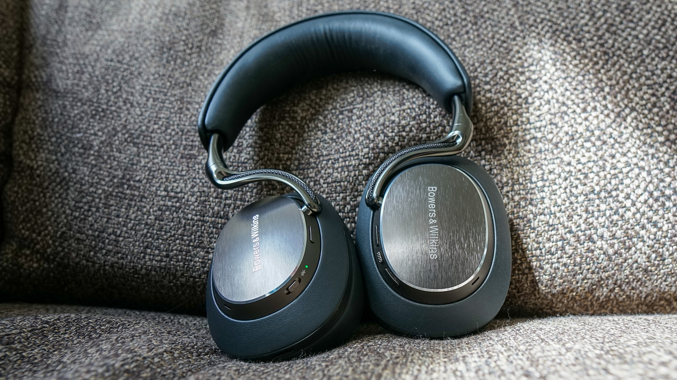 Review: Bowers & Wilkins Px8 S2 - NC-koptelefoon met ultieme focus op muziekweergave | FWD