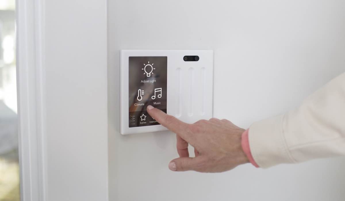 Brilliant smart home controller: een simpele smart home-hub | FWD