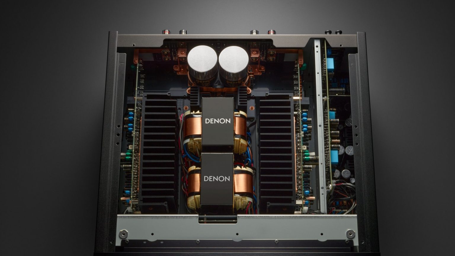 Review: Denon PMA-3000NE - Denon op z'n best | FWD