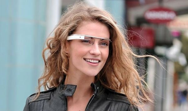 Demonstratie Project Glass tijdens Google I/O: Skydive | FWD