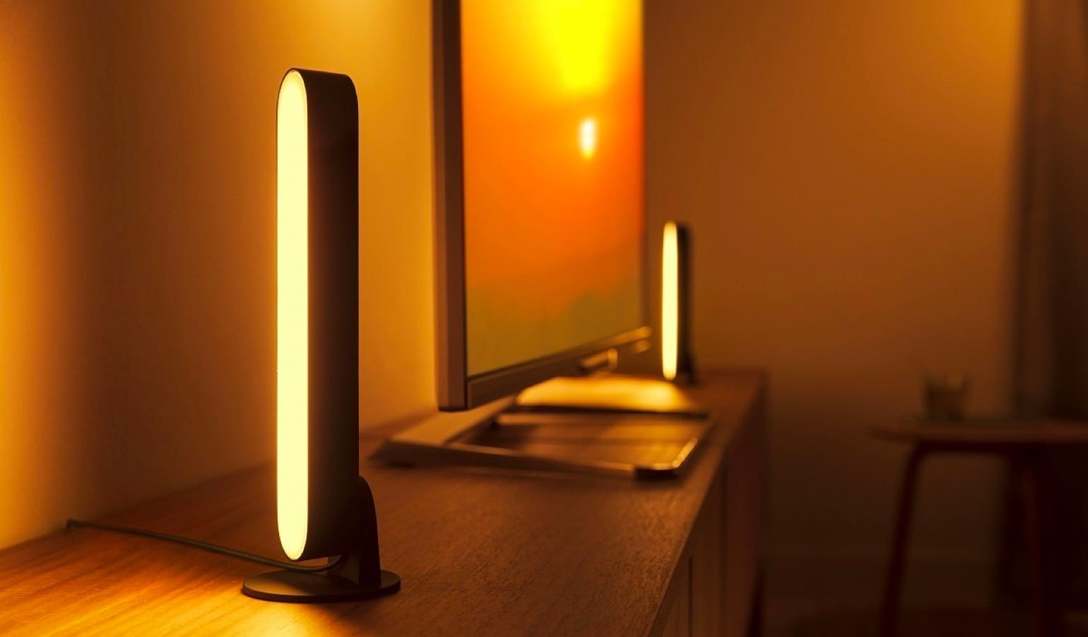 Signify introduceert gekleurde Hue Play- en Hue Signe-lampen | FWD