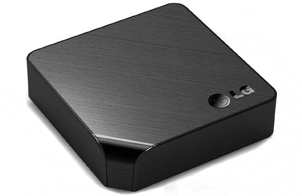 LG ST600 Smart TV Upgrader brengt DLNA, apps, en een web browser naar ...