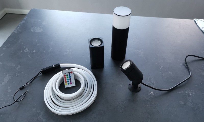 Review: LSC Smart Connect slimme buitenlampen - niet voor iedereen | FWD