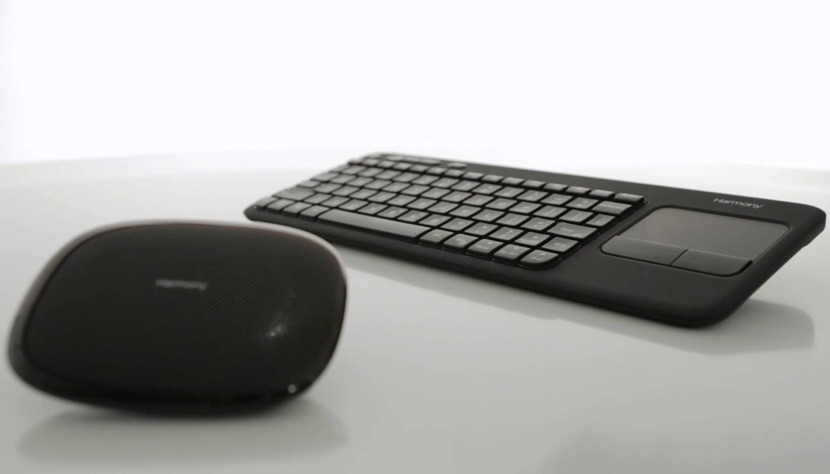 Met het Logitech Harmony Smart Keyboard bedien je al je apparaten | FWD