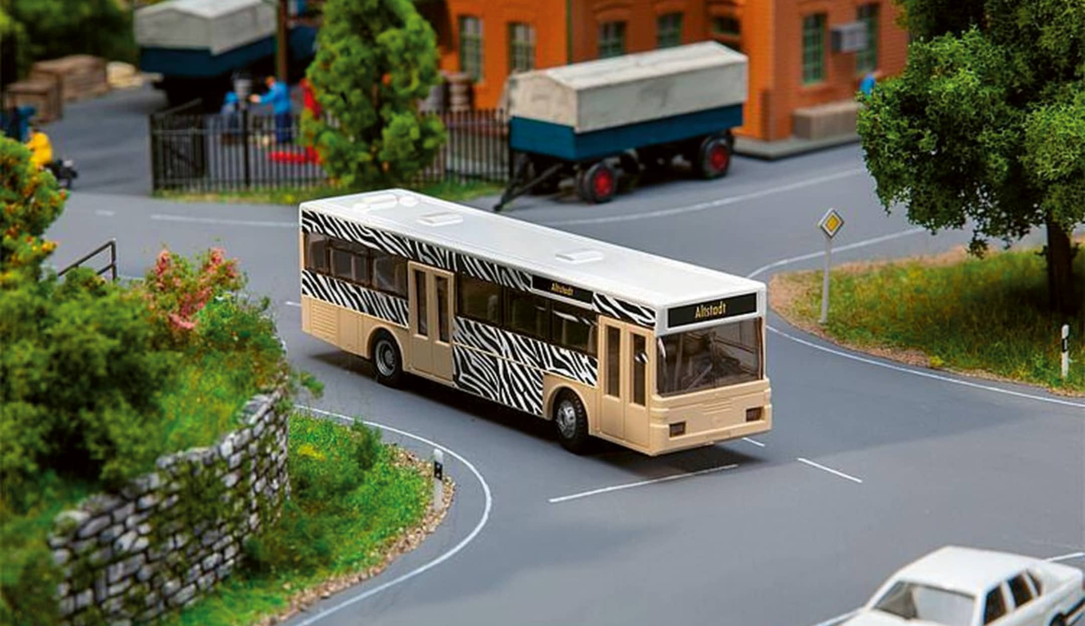 Modelspoorbanen in beweging - Van overzicht en bewegend detail tot ...