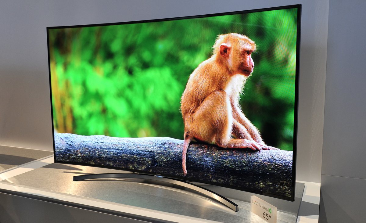 Samsung H8000 Full HD lcd led tv-serie krijgt gebogen display | FWD
