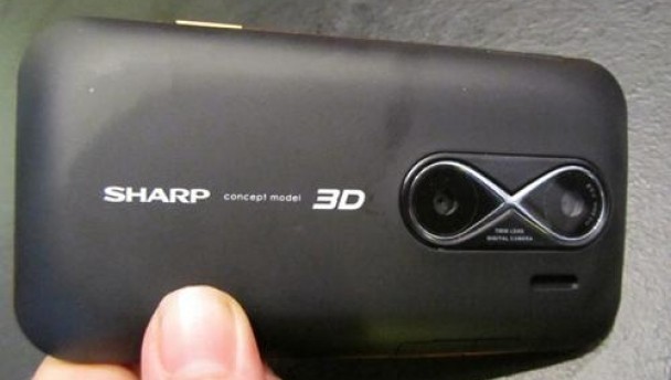 Sharp brengt 3D telefoons naar Amerika, India en China | FWD