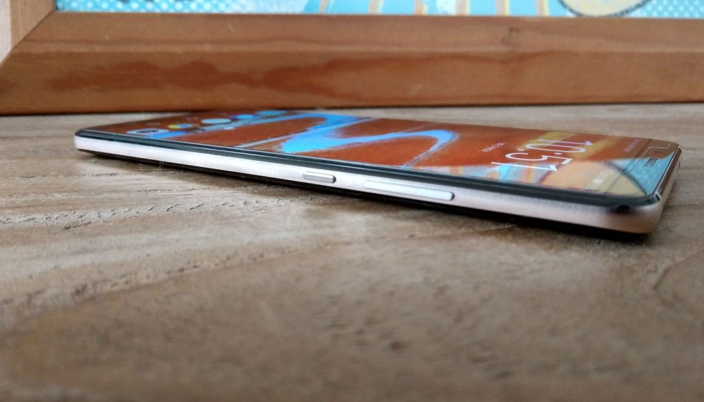 Review: Huawei Mate 10 Pro - hard- en software verenigt in mooi design ...