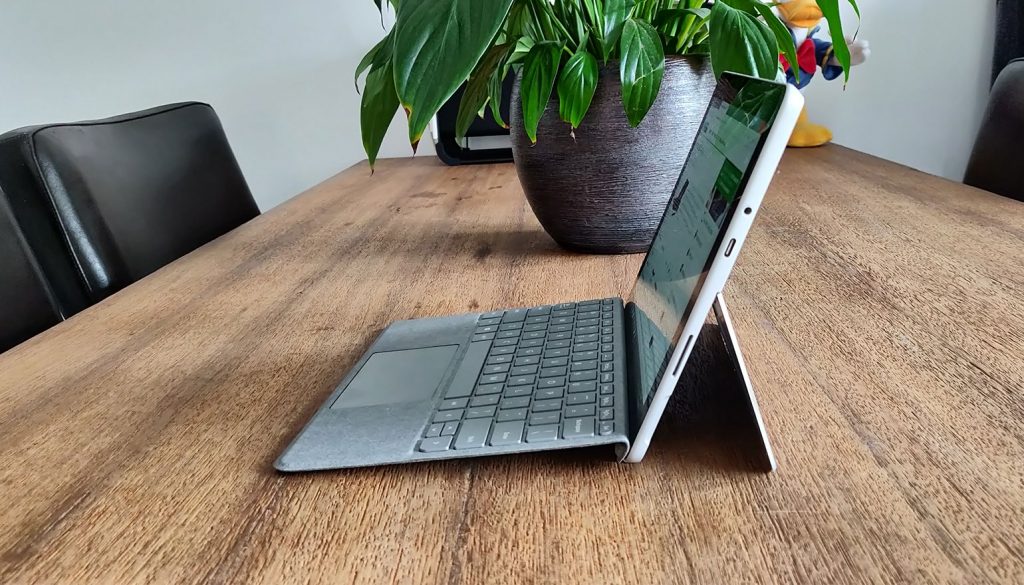 Review: Microsoft Surface Go - compact en licht werkstation | FWD