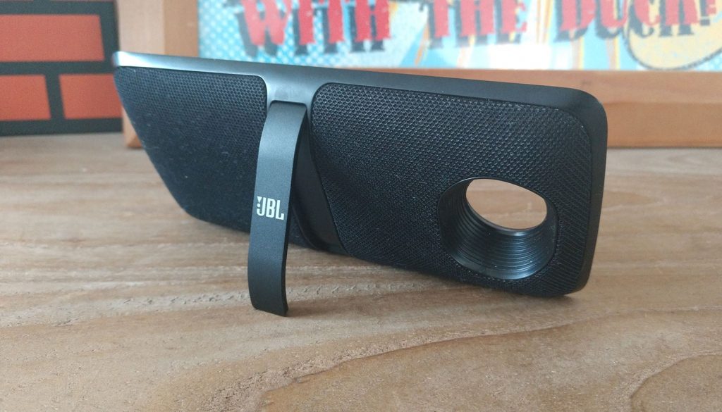 Moto Mods: JBL SoundBoost 2, TurboPower Pack en 360 Camera | FWD