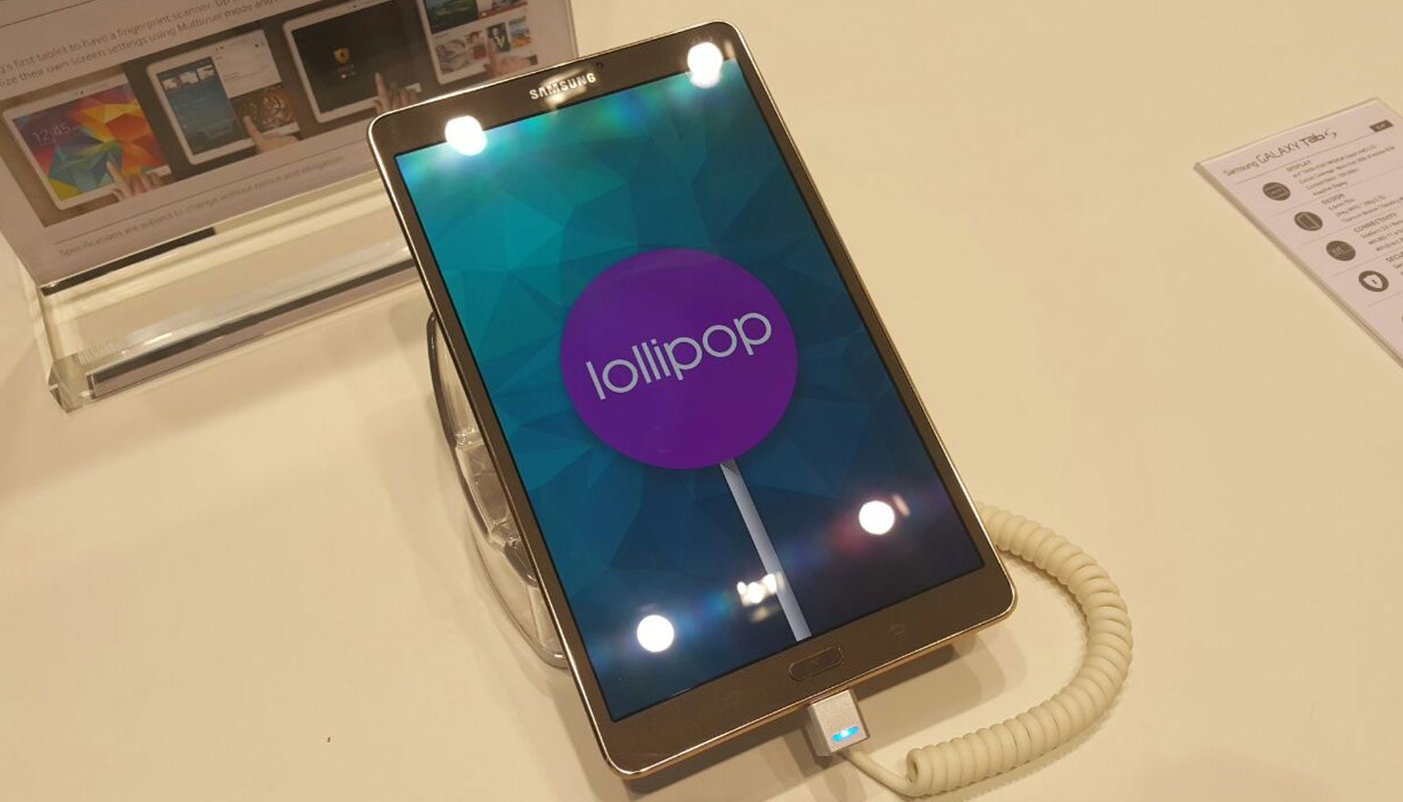 Ook Galaxy Tab S 8.4 krijgt de Lollipop-update | FWD