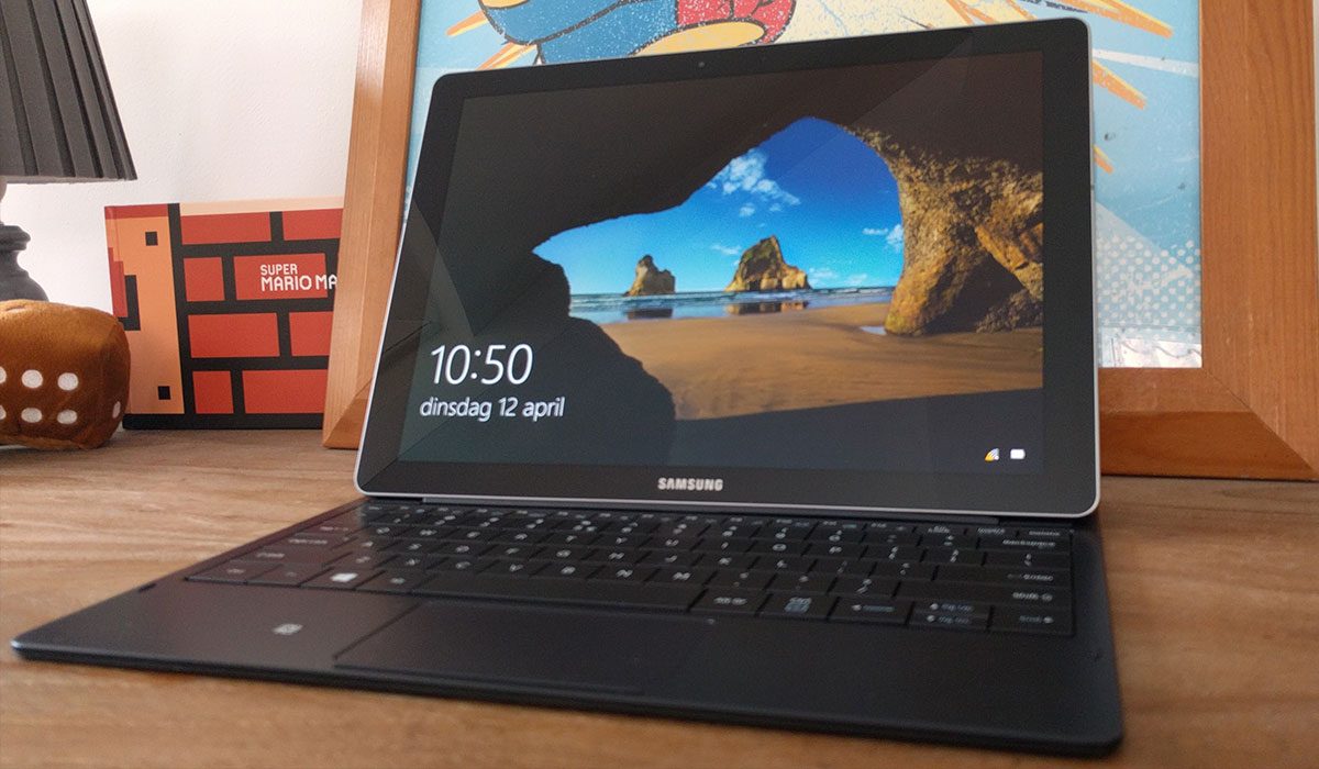 'Samsung presenteert twee Windows 10-tablets tijdens CES 2017' | FWD