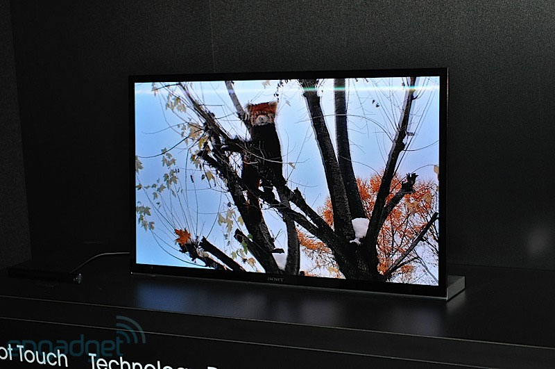 Video: Sony's 25 inch 3D OLED TV | FWD
